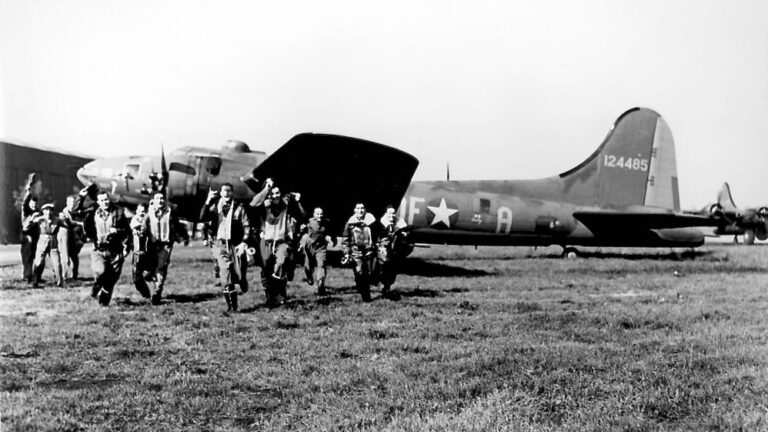Hell’s Angels, Hot Stuff and Memphis Belle – First to get Past 25 ...