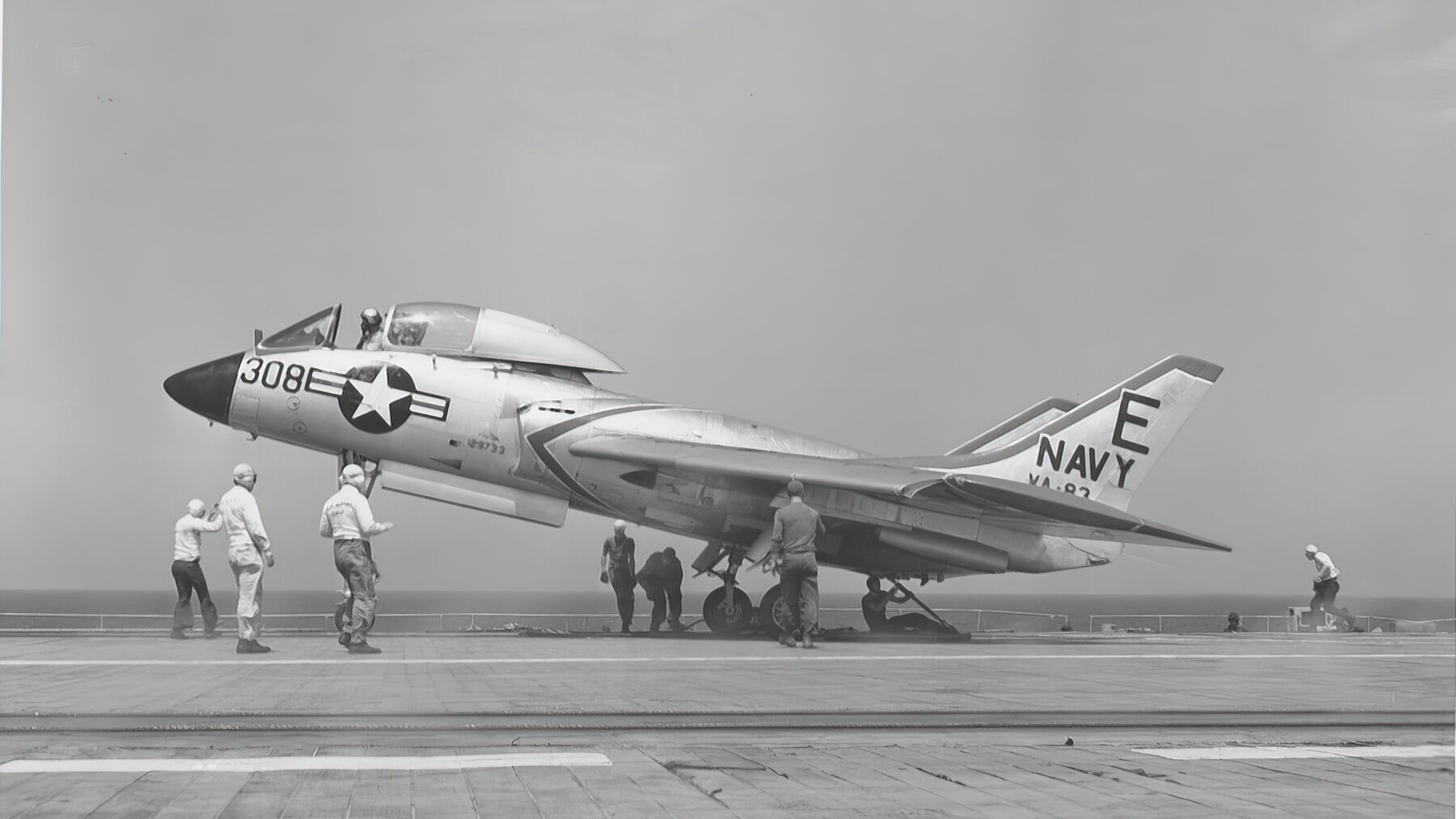 Vought F7U Cutlass Was US Navy’s Big Flying Problem - Jets ’n’ Props