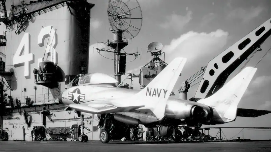Vought F7U Cutlass Was US Navy’s Big Flying Problem - Jets ’n’ Props