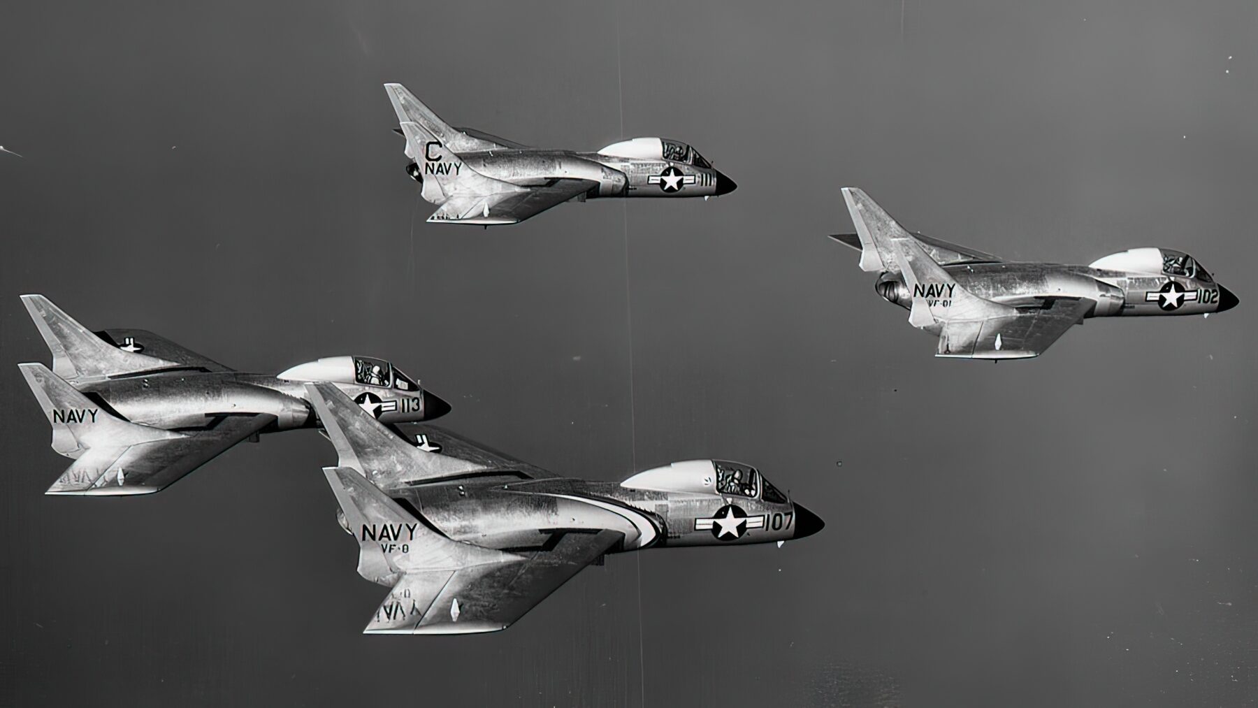 Vought F7U Cutlass Was US Navy’s Big Flying Problem - Jets ’n’ Props