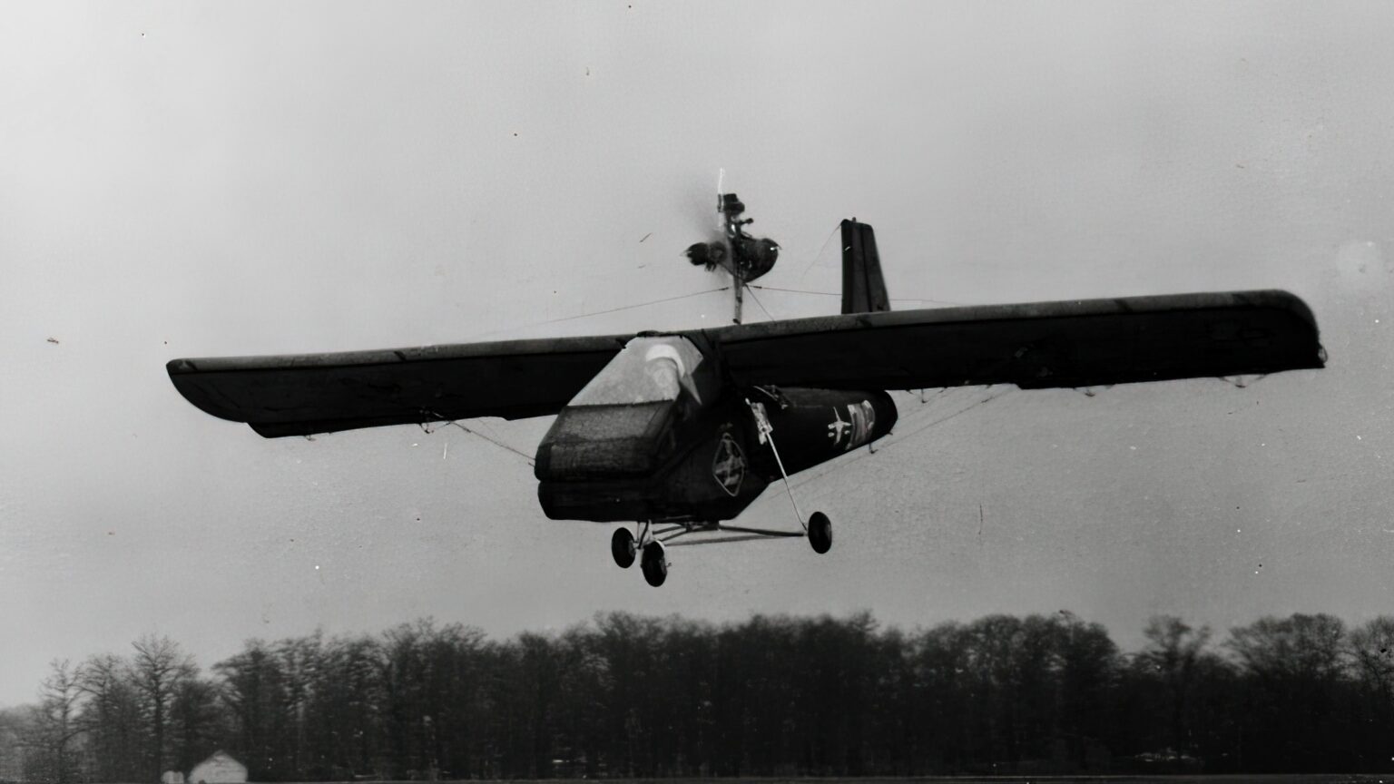 Pump It Up And Fly: The Goodyear Inflatoplane - Jets ’n’ Props