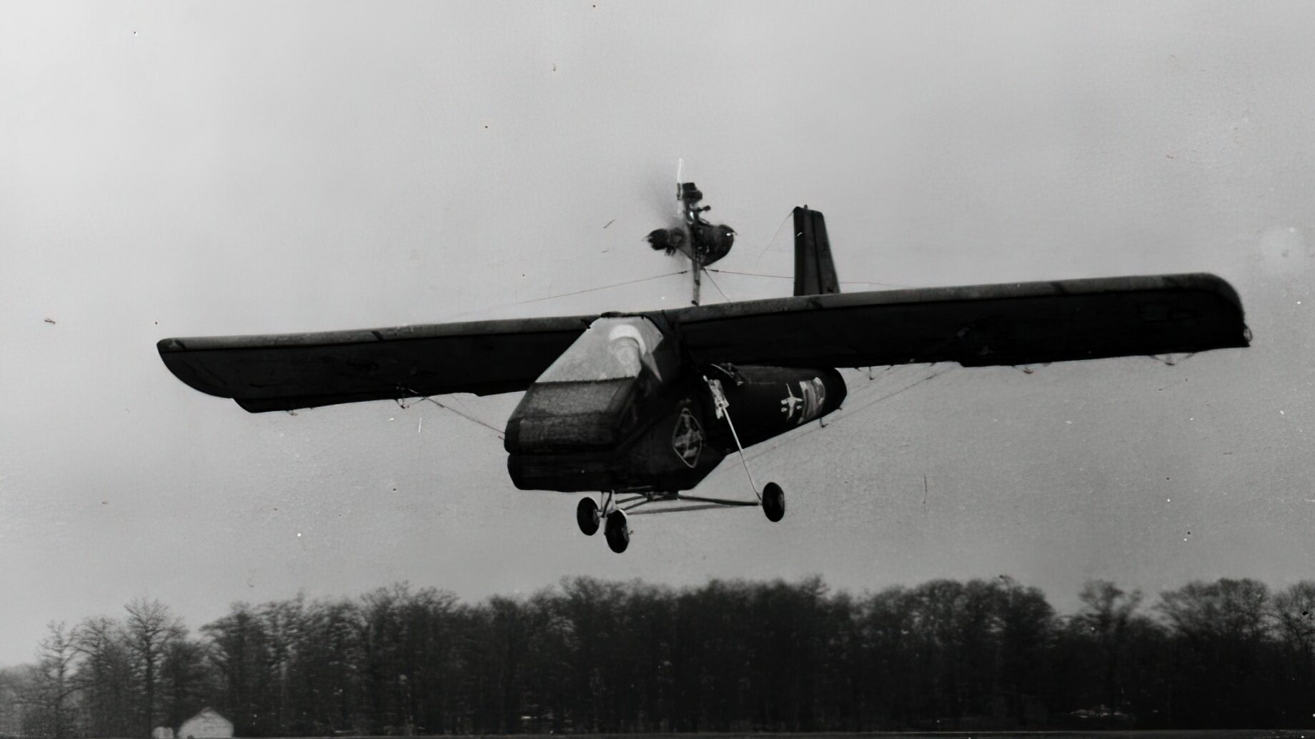 Pump It Up And Fly: The Goodyear Inflatoplane - Jets ’n’ Props