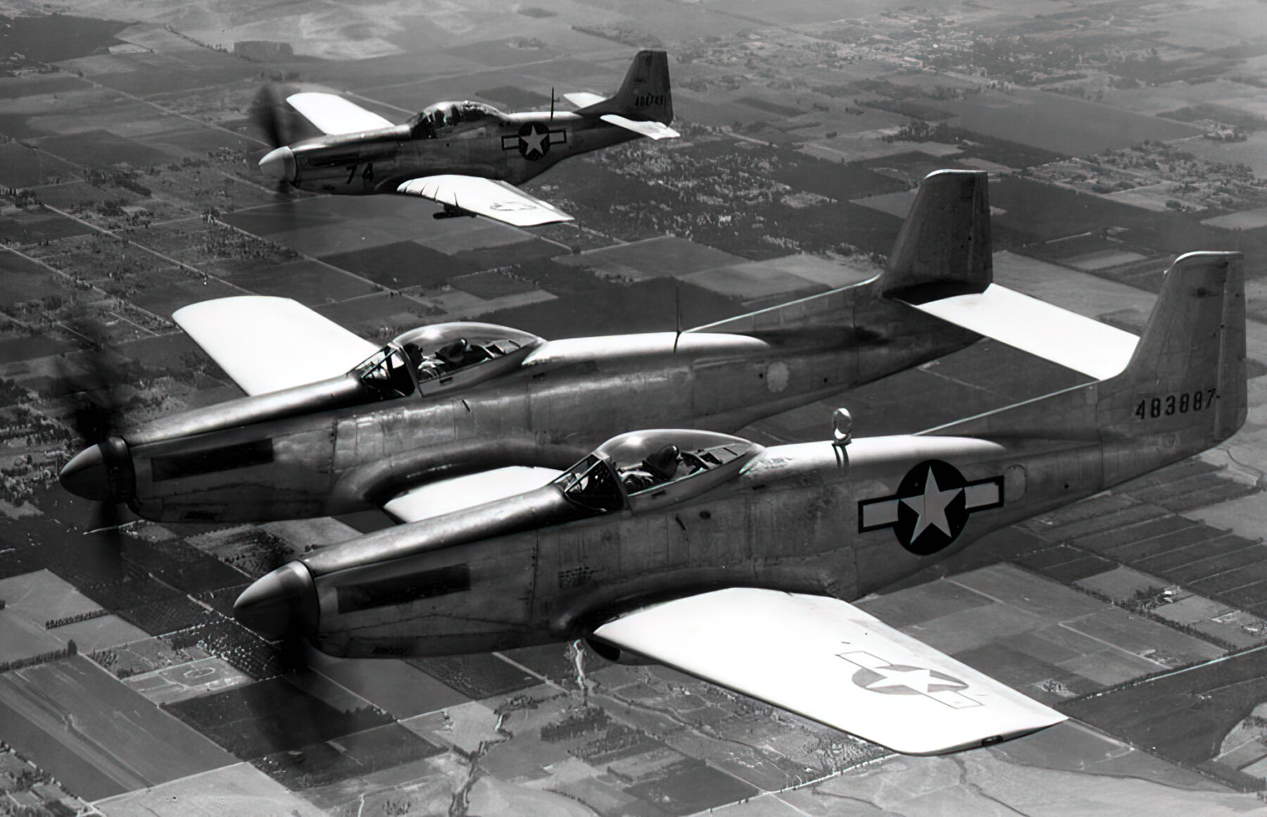 The Ingenious P-82 Twin Mustang: USAF's Long Range Aircraft - Jets ’n ...