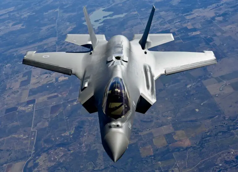 Dance of the Delta Wings: Rafale, Gripen, and Typhoon - Jets ’n’ Props