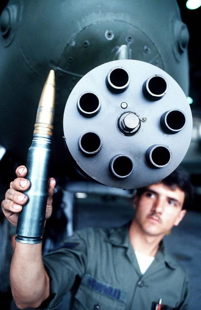 What Makes the A-10 Go BRRRT! - Jets ’n’ Props