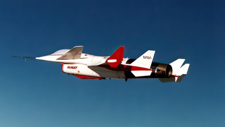 NASA’s Experimental "Fighter" Drone: Rockwell HiMAT - Jets ’n’ Props