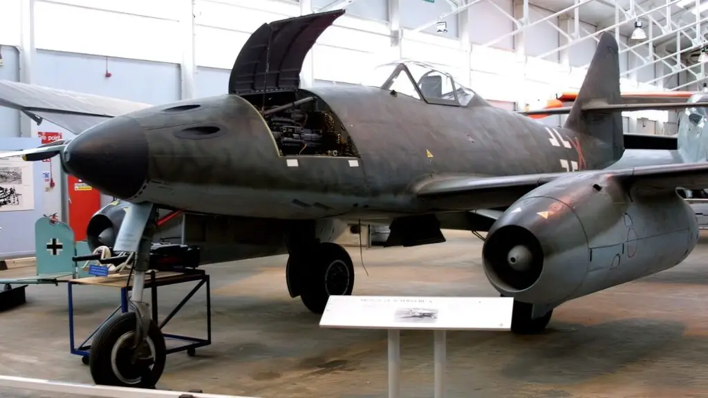Messerschmitt Me 262: The First Combat Deployed Jet Fighter - Jets ’n ...