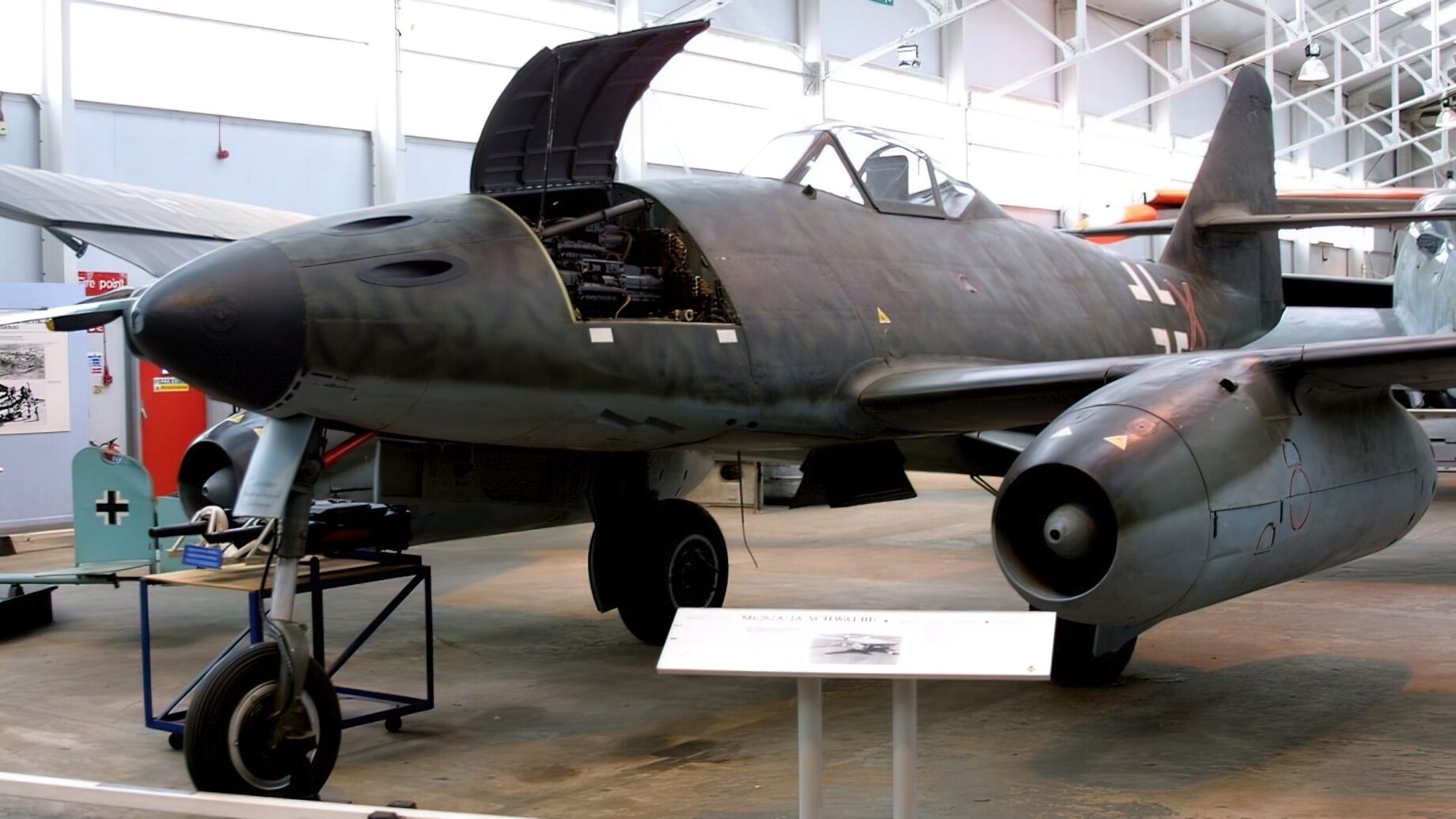 Messerschmitt Me 262: The First Combat Deployed Jet Fighter - Jets ’n ...