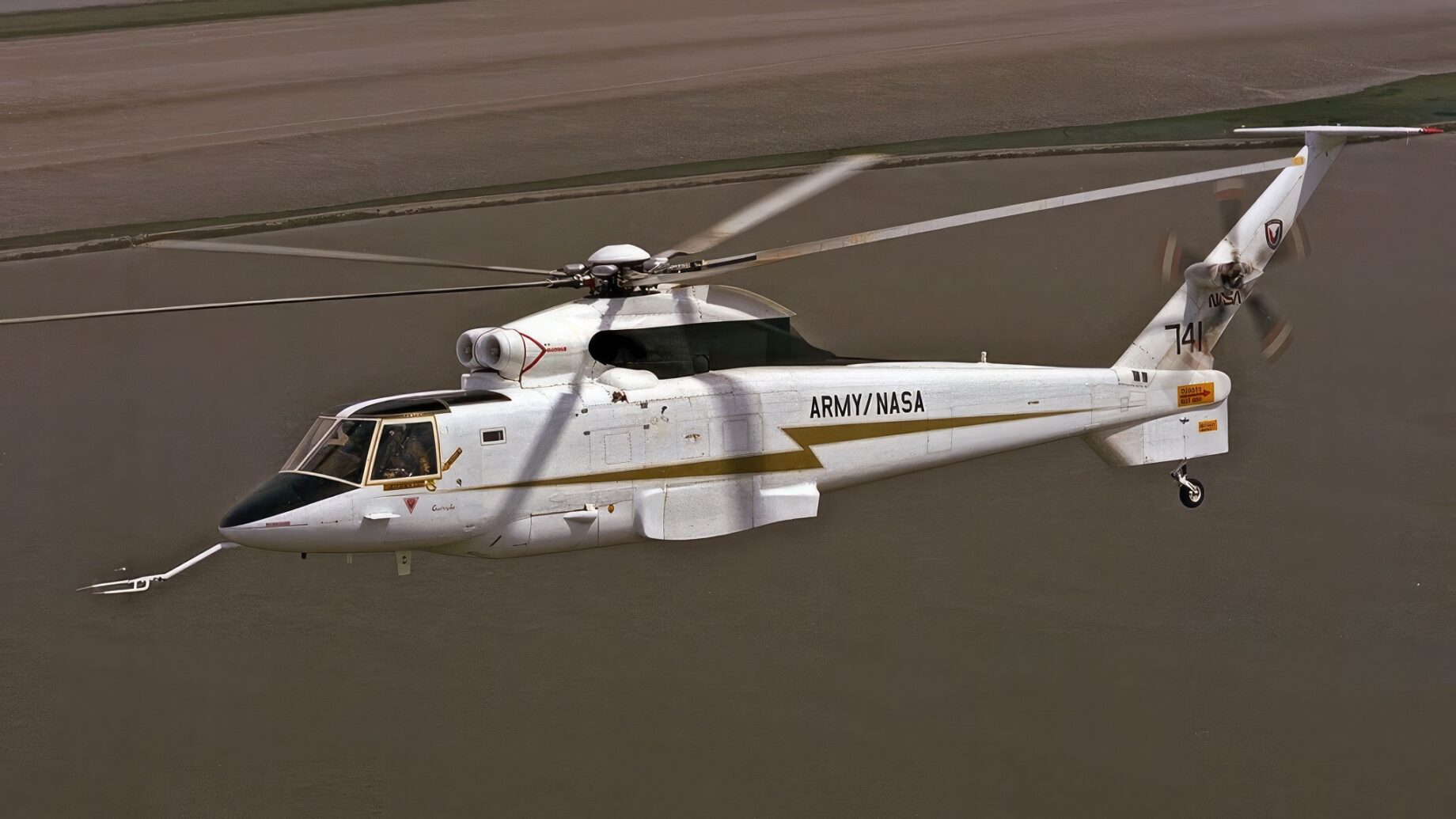 Sikorsky S-72: The Jet-Powered X-Wing Helicopter - Jets ’n’ Props