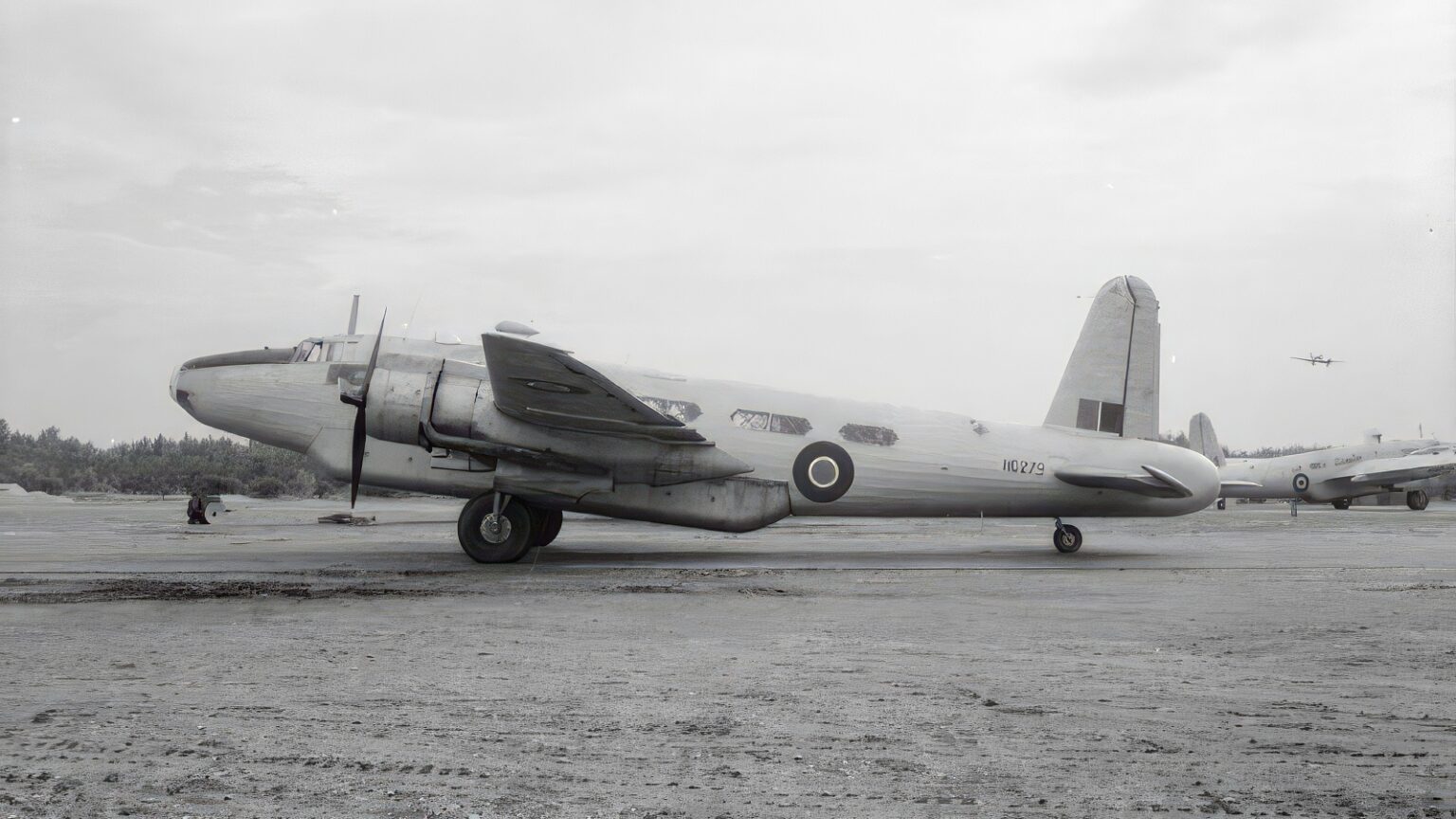 Unsung Hero: The Legacy of the Vickers Warwick Bomber - Jets ’n’ Props