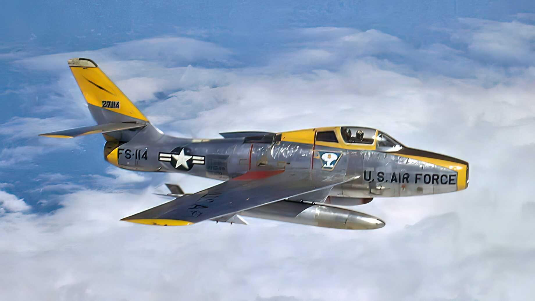 Honoring the Legacy of the F-84F Thunderstreak - Jets ’n’ Props