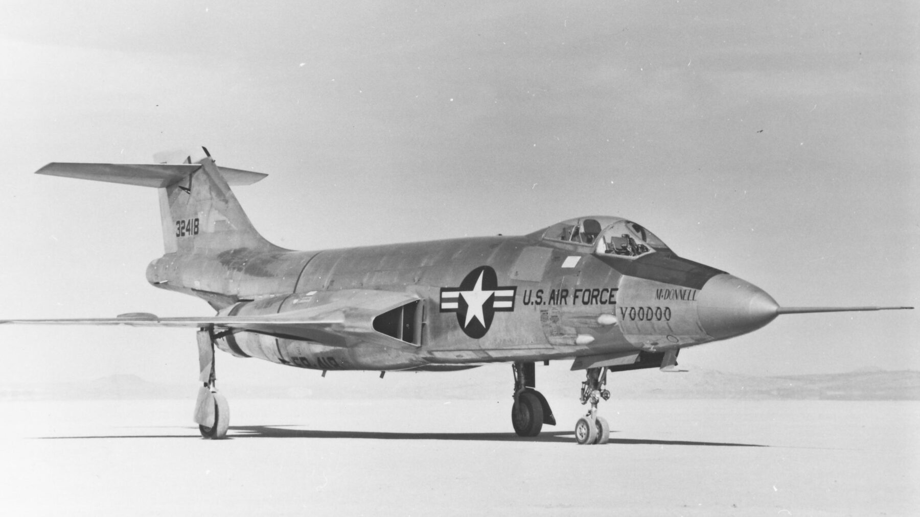 The F-101 Voodoo: A Story of Power, Speed, and Precision - Jets ’n’ Props