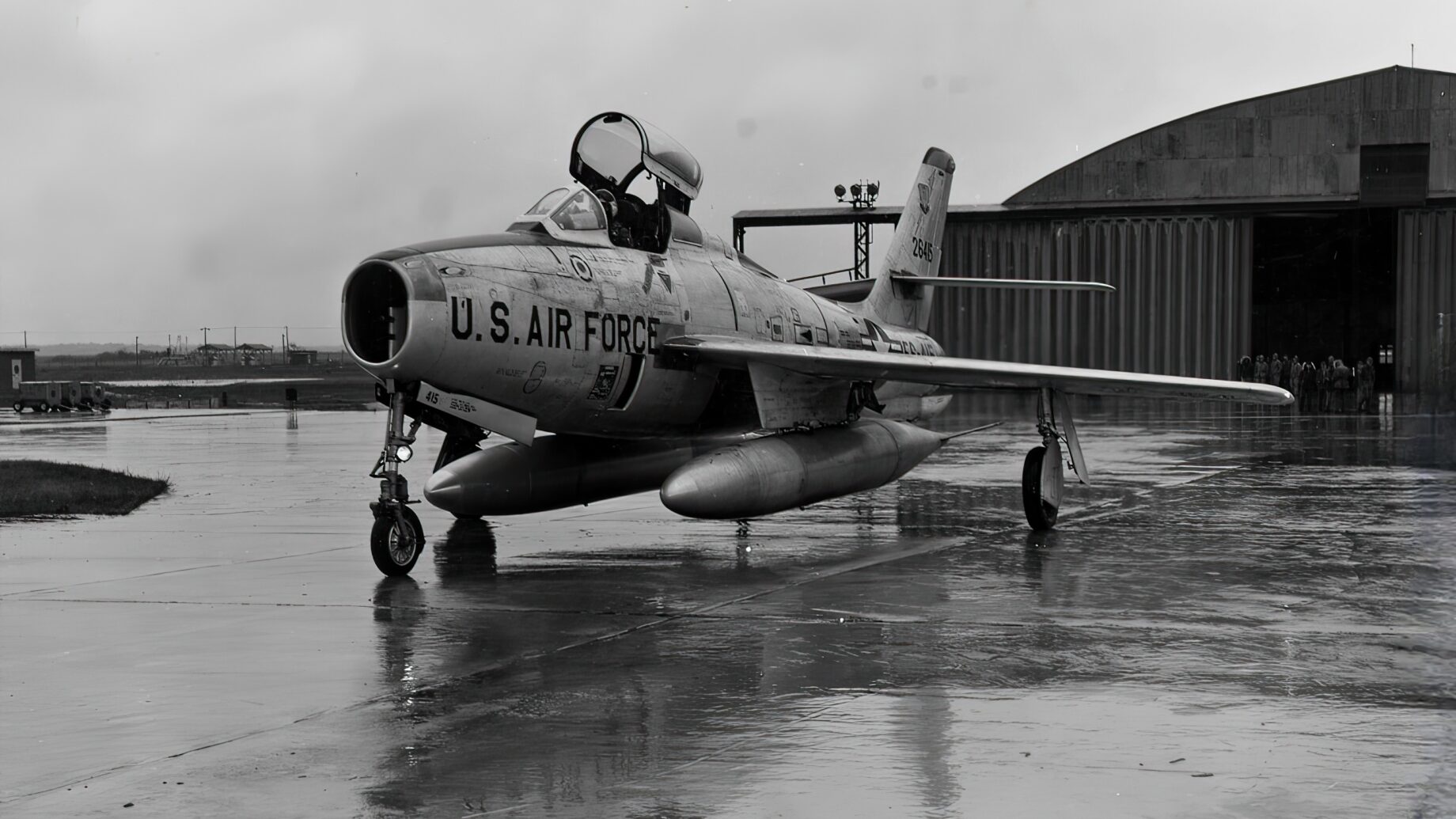 Honoring the Legacy of the F-84F Thunderstreak - Jets ’n’ Props
