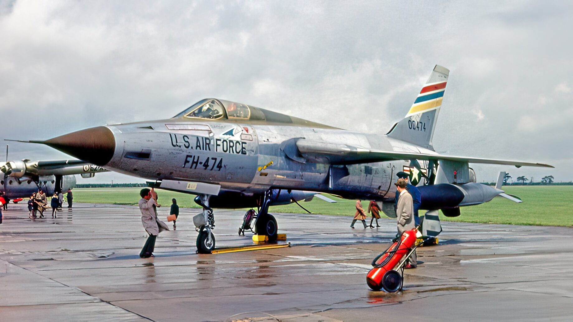 Why We Love the F-105 Thunderchief - Jets ’n’ Props