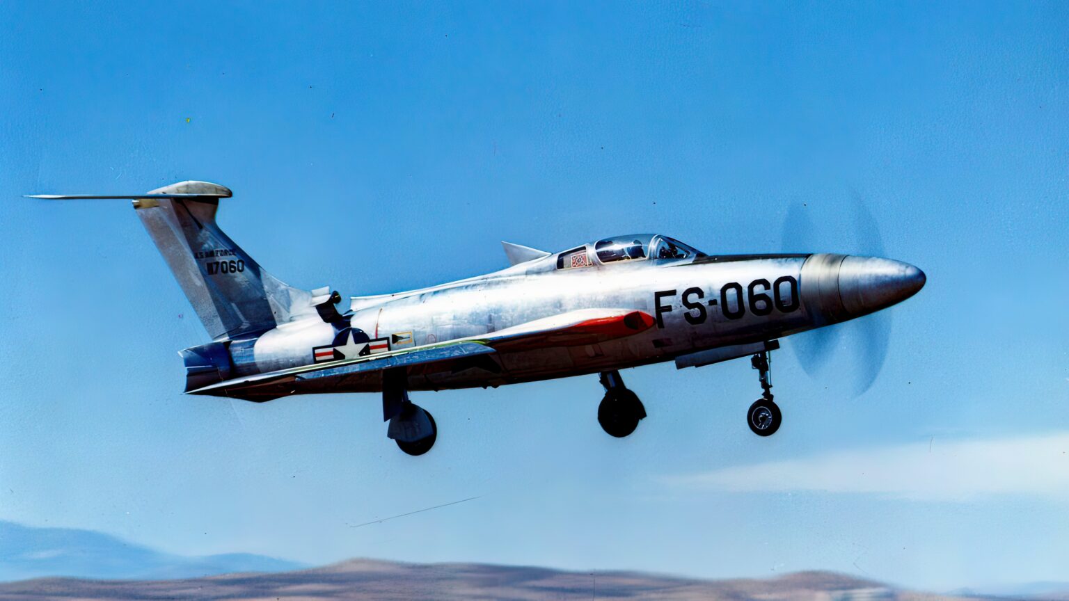 XF-84H Thunderscreech: A Plane So Loud It Shattered Its Own Canopy ...
