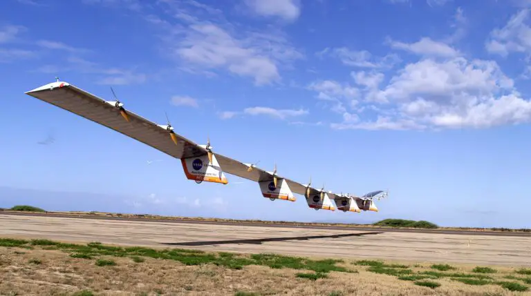 NASA'S Helios Prototype: A Flying Solar Panel - Jets ’n’ Props