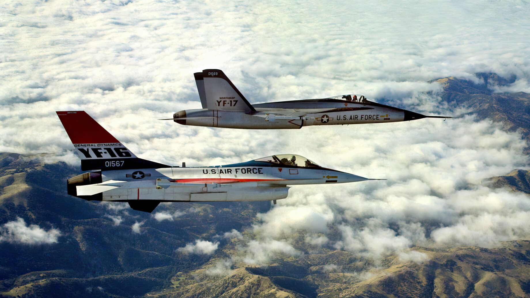 How the YF-17 Cobra Became the F/A-18 Hornet - Jets ’n’ Props