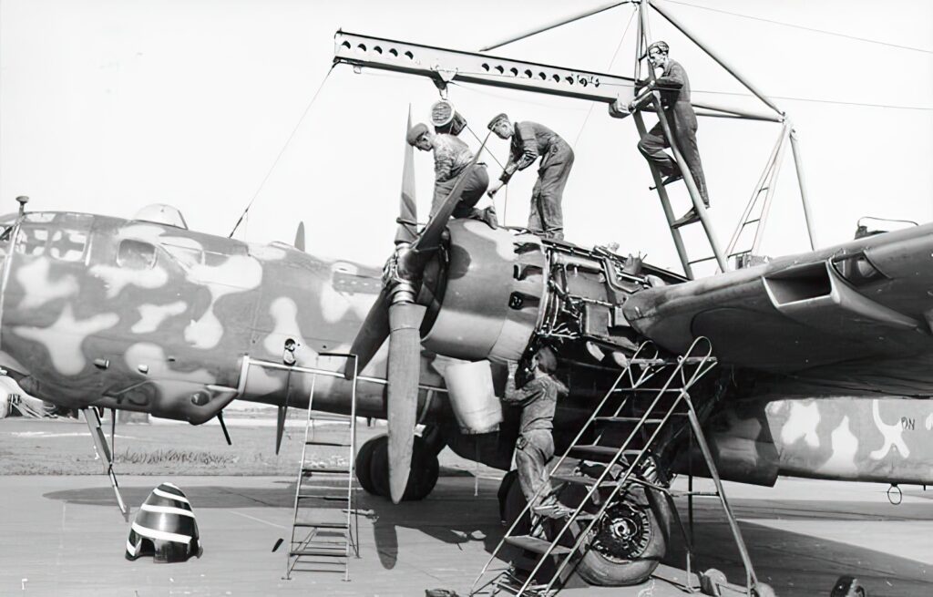 Heinkel He 177 Greif: Luftwaffe’s Troubled Superfortress - Jets ’n’ Props