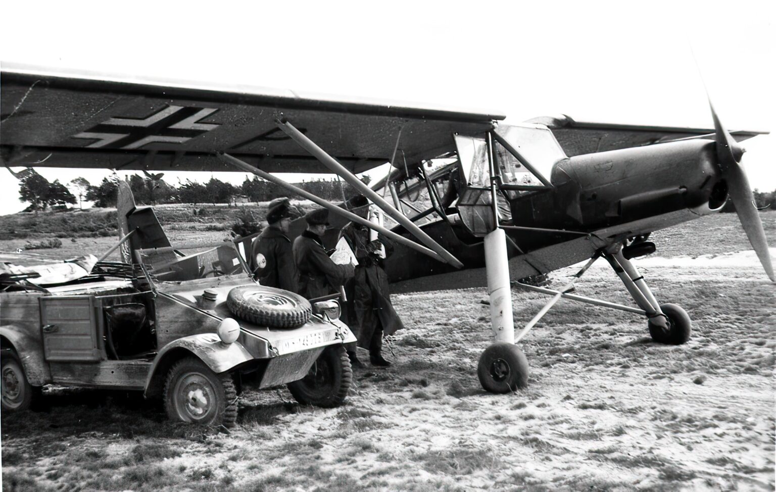 Fieseler Fi 156 Storch: The Slower the Better! - Jets ’n’ Props
