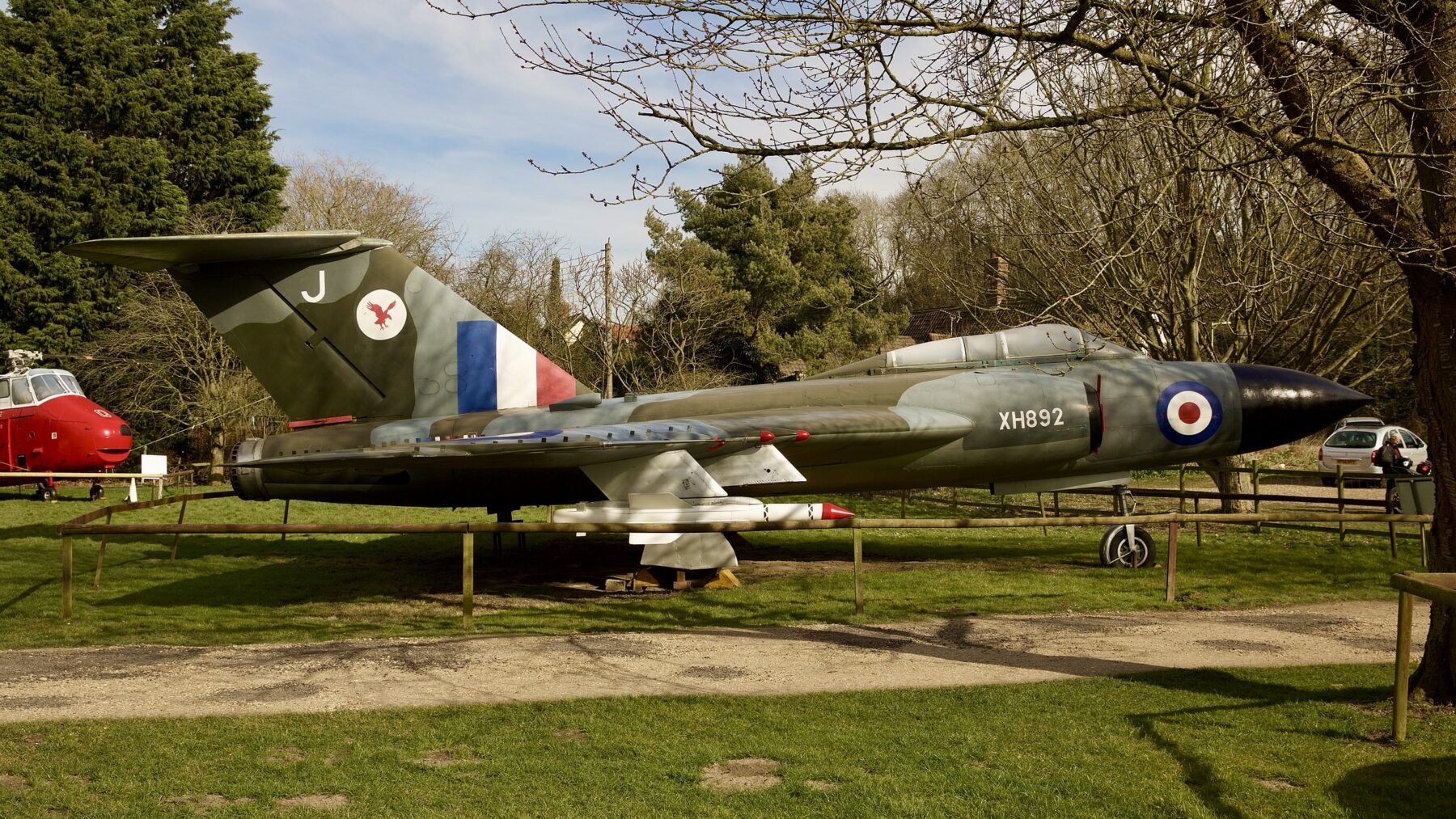 The Gloster Javelin: A Delta-Winged Interceptor of the Cold War Era ...