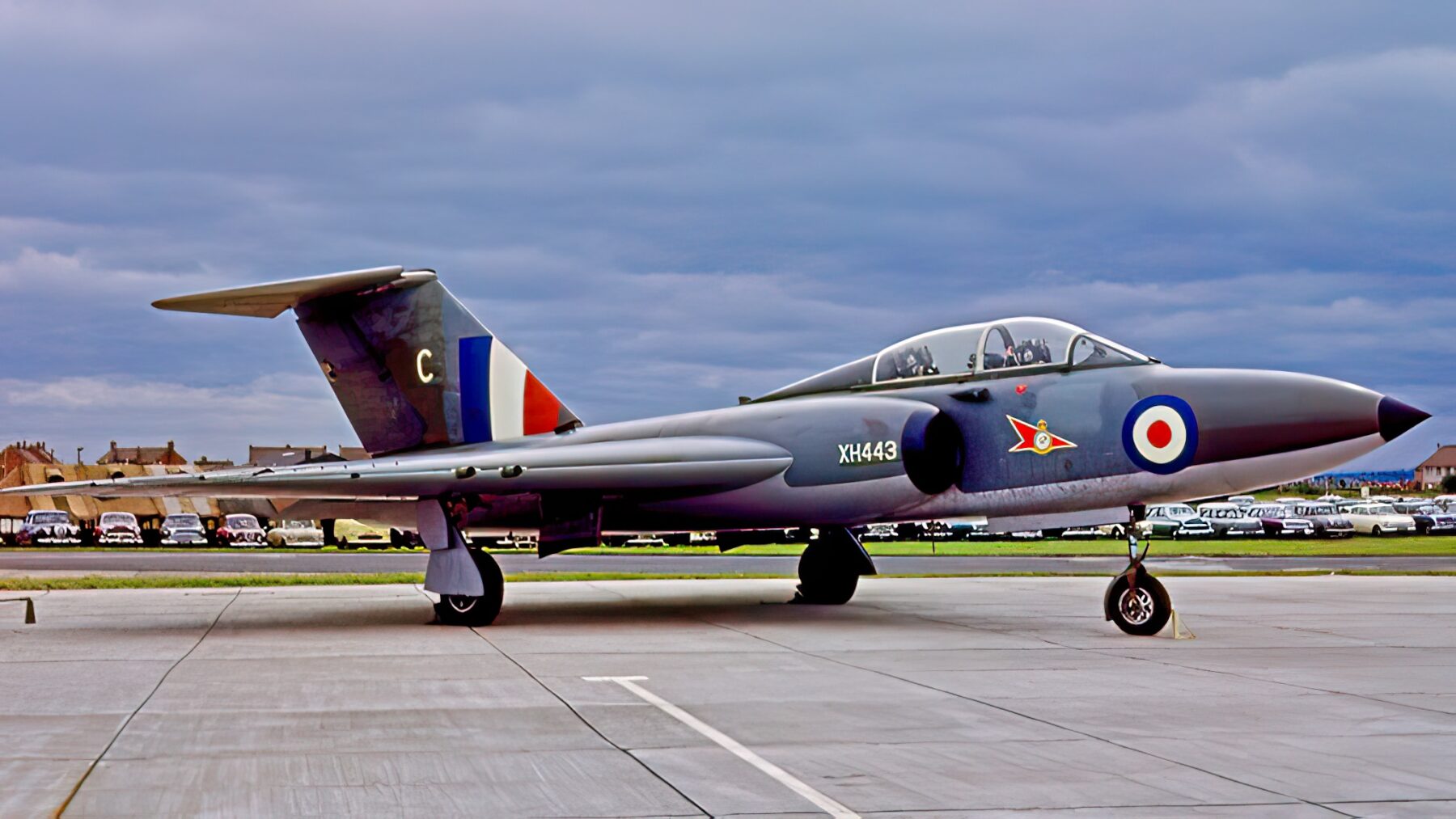 The Gloster Javelin: A Delta-Winged Interceptor of the Cold War Era ...