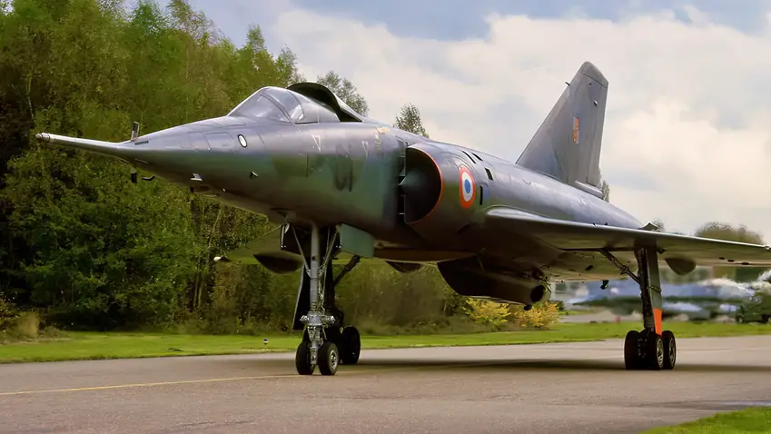 Operational Excellence: The Dassault Mirage IV’s Proven Capabilities in ...