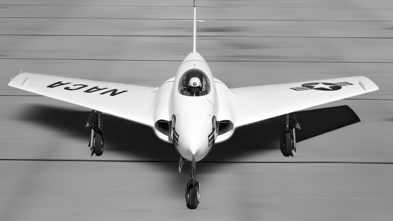 Northrop X-4 Bantam: A Game-Changer in Tailless Aircraft Design - Jets ...
