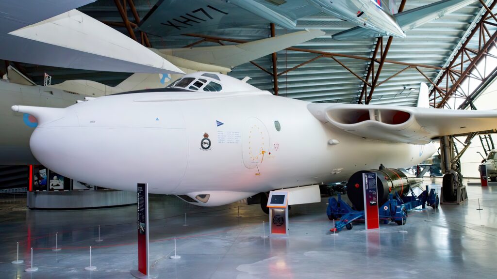 The Vickers Valiant: A Cold War Icon - Jets ’n’ Props