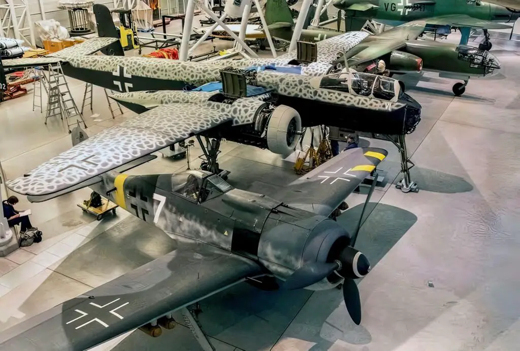Heinkel He 219 Uhu: A Masterpiece of Night Fighter Technology - Jets ’n ...