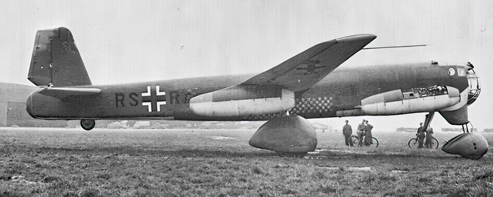 The Junkers Ju 287: Jet Powered Bomber Prototype - Jets ’n’ Props