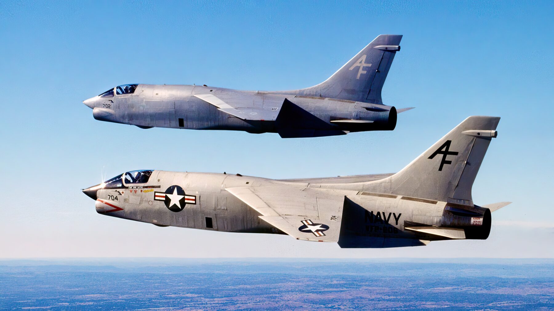 The F-8 Crusader: Last of the Gunfighters - Jets ’n’ Props