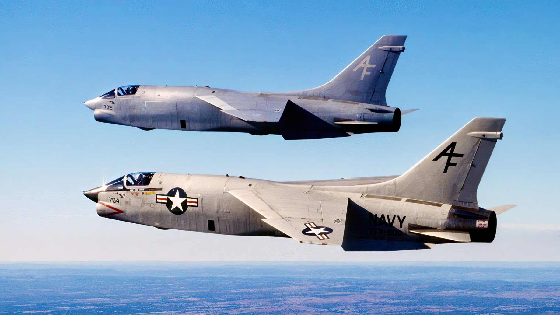 The F-8 Crusader: Last of the Gunfighters - Jets ’n’ Props