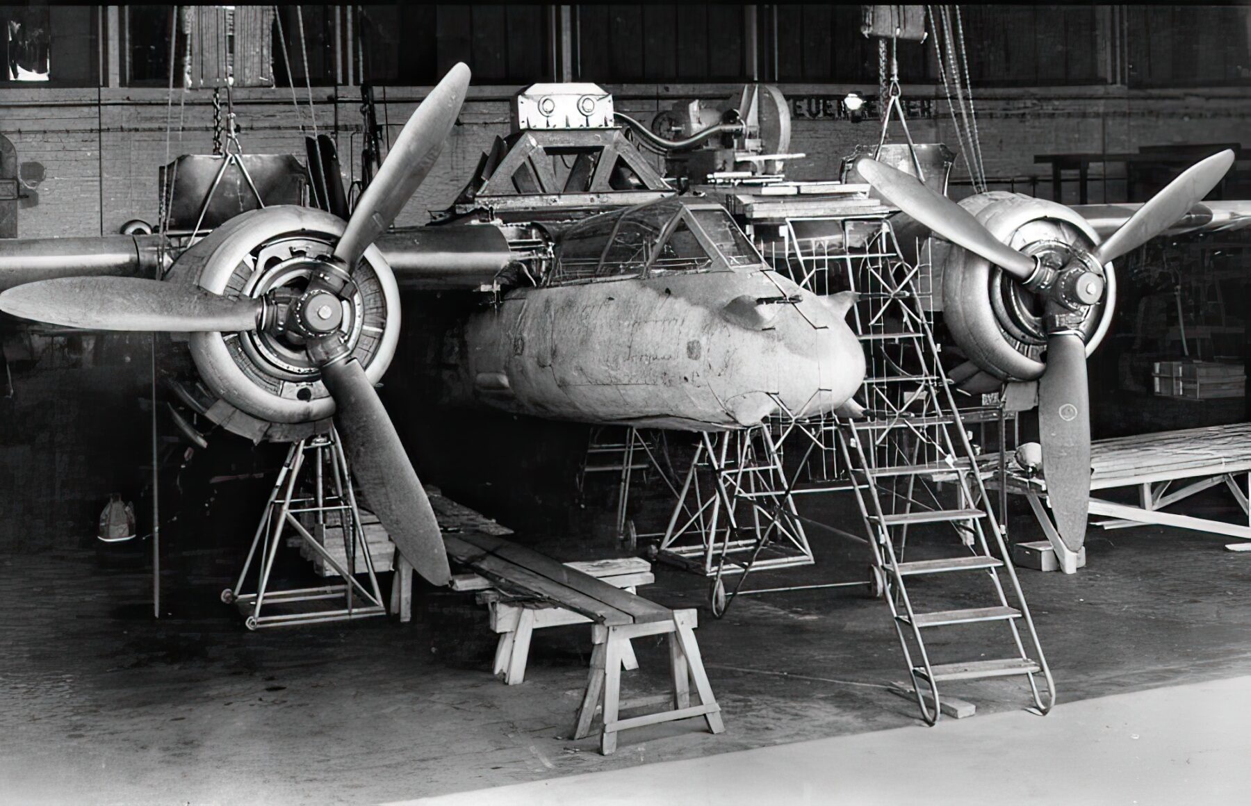 The Focke-Wulf Ta 154 Moskito: Germany's WW2 Night Hunter - Jets ’n’ Props