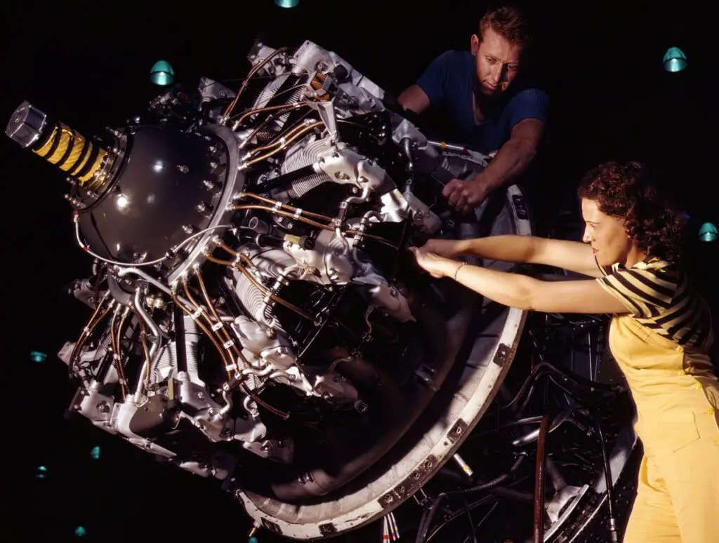 Sweden's Hidden Gem: The FFVS J 22 - Jets ’n’ Props