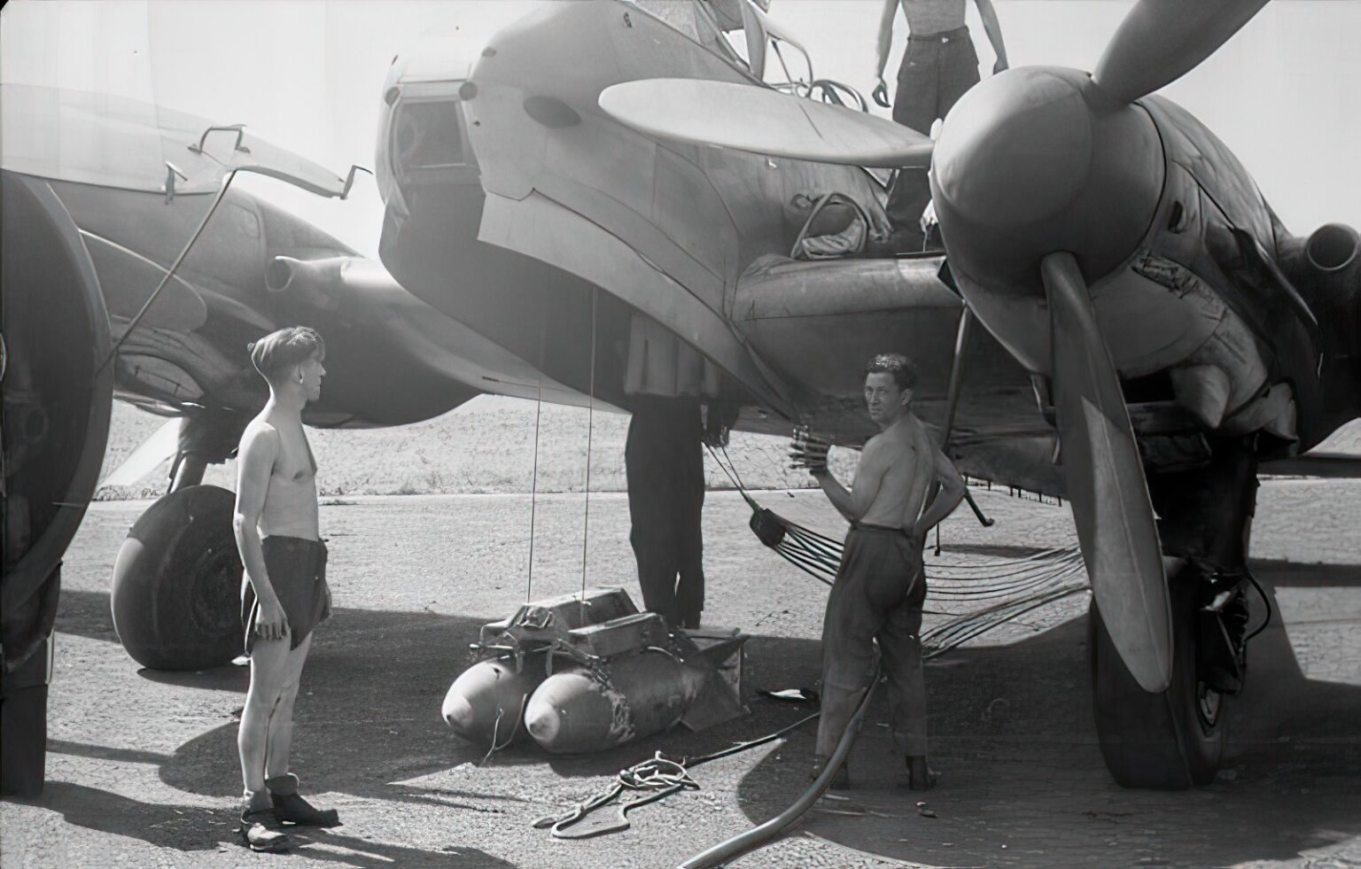 Wings of Controversy: The Struggles of the Messerschmitt Me 210 - Jets ...