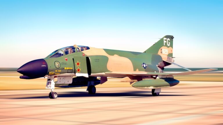 McDonnell Douglas F-4 Phantom II: Power Unleashed - Jets ’n’ Props