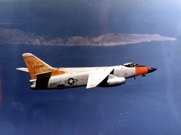 Douglas A-3 Skywarrior: Four Decades on the Deck - Jets ’n’ Props