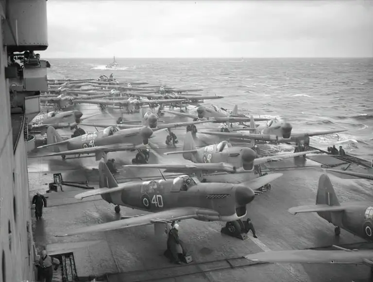 The Fairey Firefly: Britain's Stalwart Sea Warrior - Jets ’n’ Props