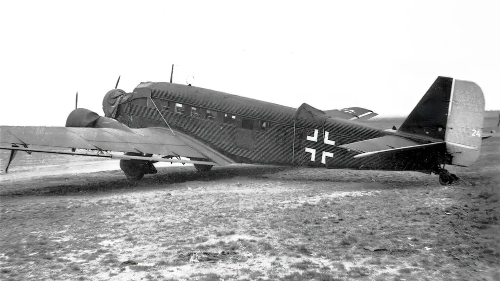 The Junkers Ju 52: Tri-Motor Symbol of Reliability and Versatility ...