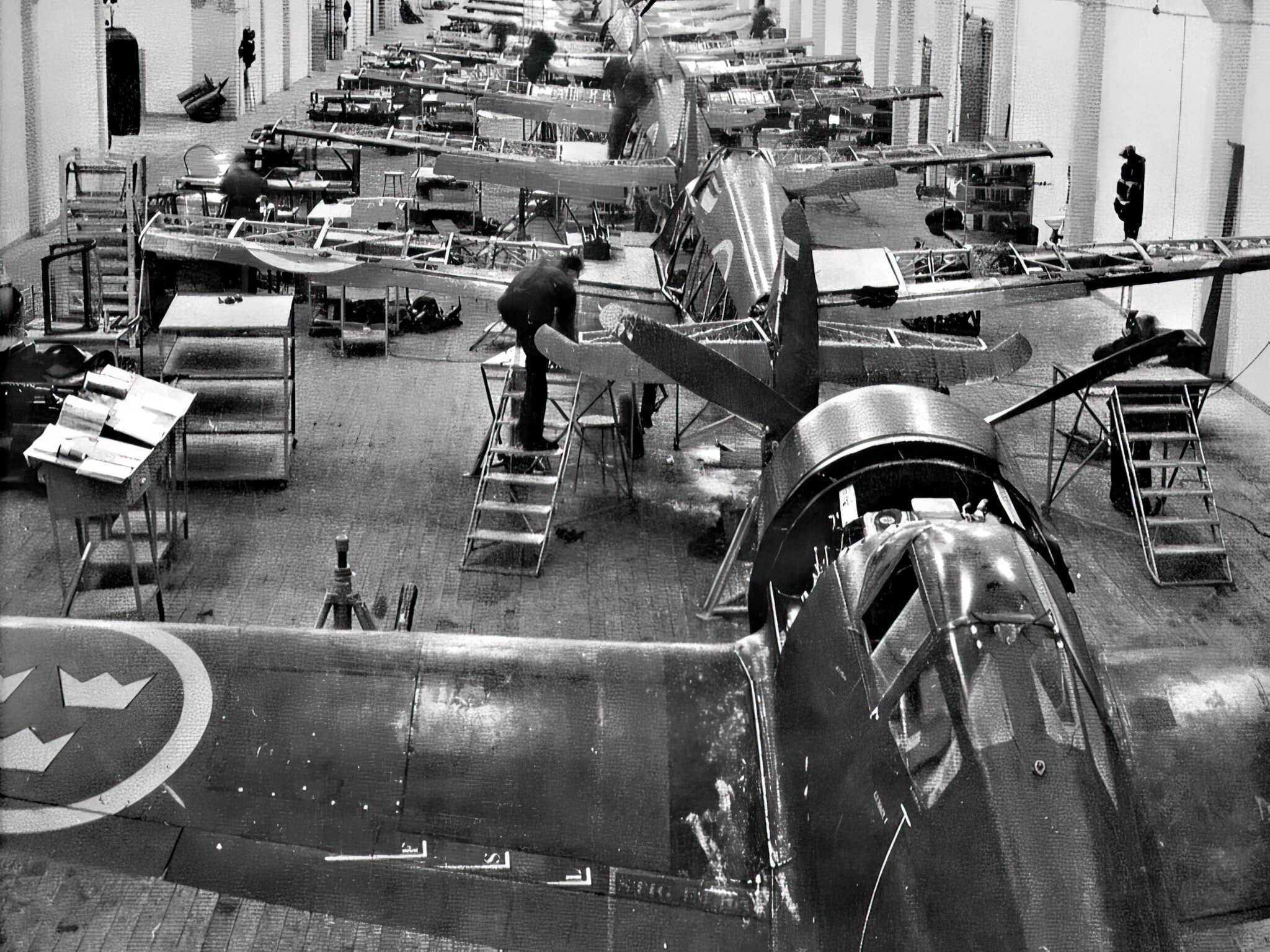 Sweden's Hidden Gem: The FFVS J 22 - Jets ’n’ Props