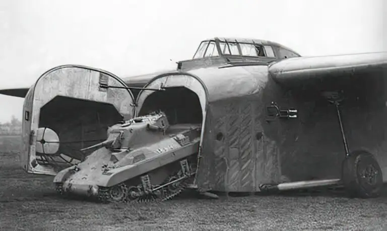 The Mighty Hamilcar: The WWII Glider That Could Carry a Tank - Jets ’n ...