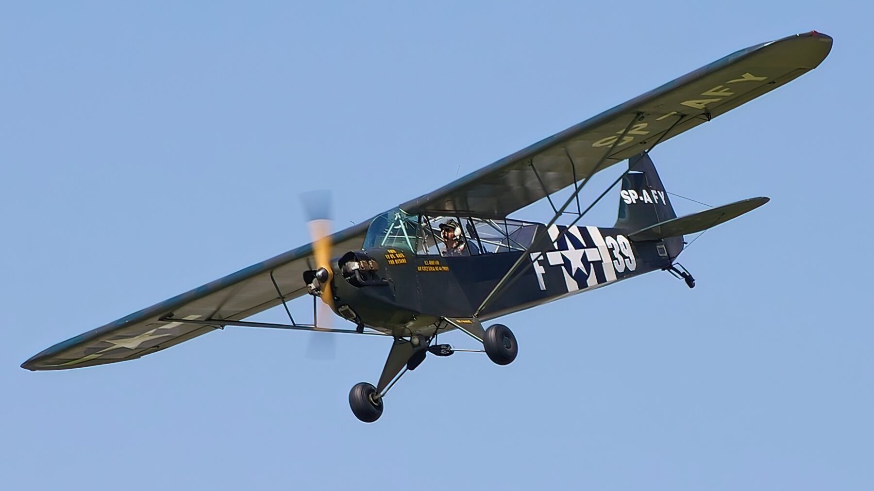 Bazooka Charlie: The Pilot Who Mounted Bazookas to Recon Plane - Jets ...