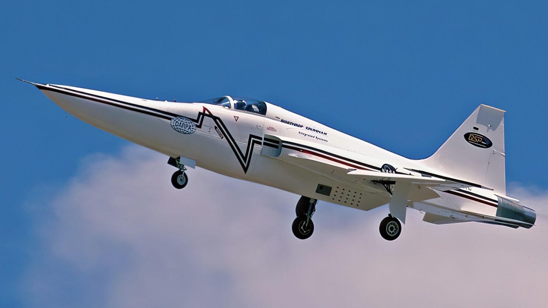 Changing the Sound of Speed: The Sonic Quest of NASA's F-5 - Jets ’n’ Props