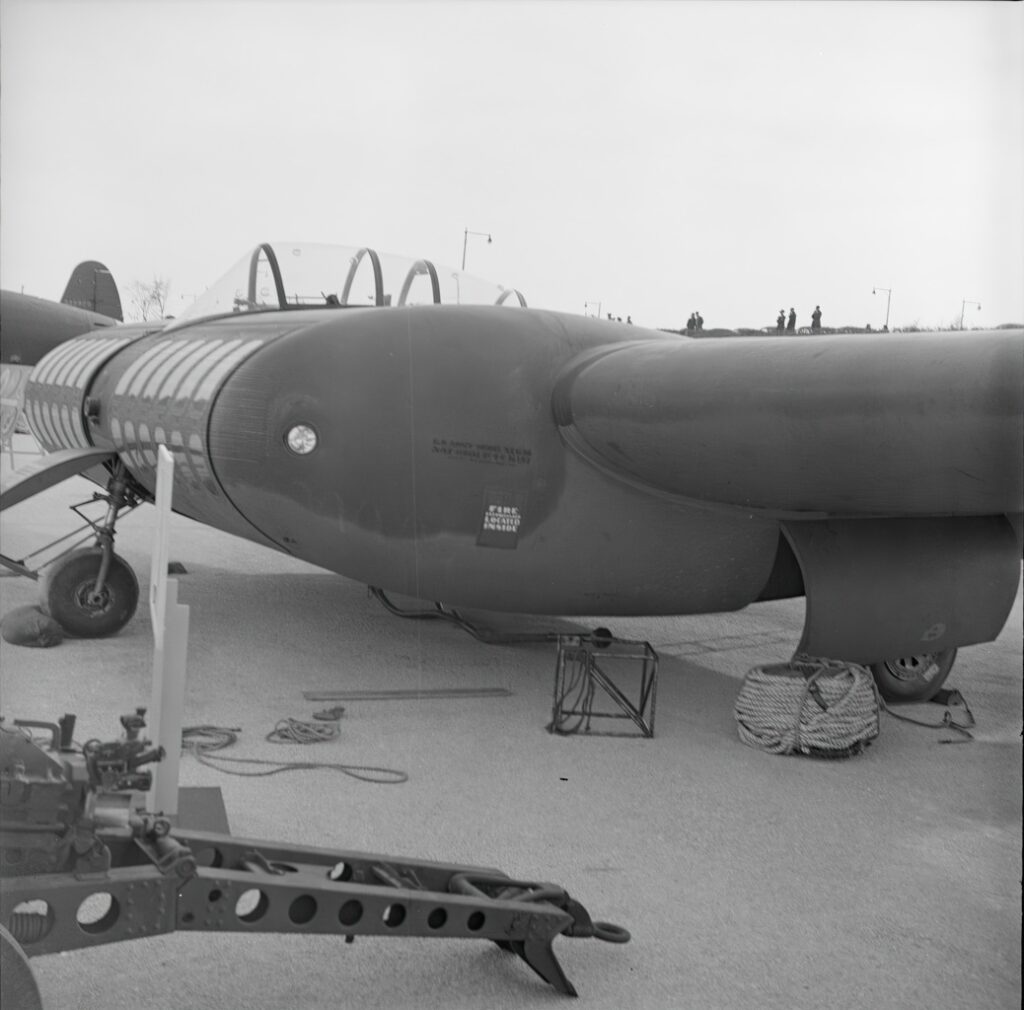 The XCG-16: A Glider With a Panoramic View - Jets ’n’ Props