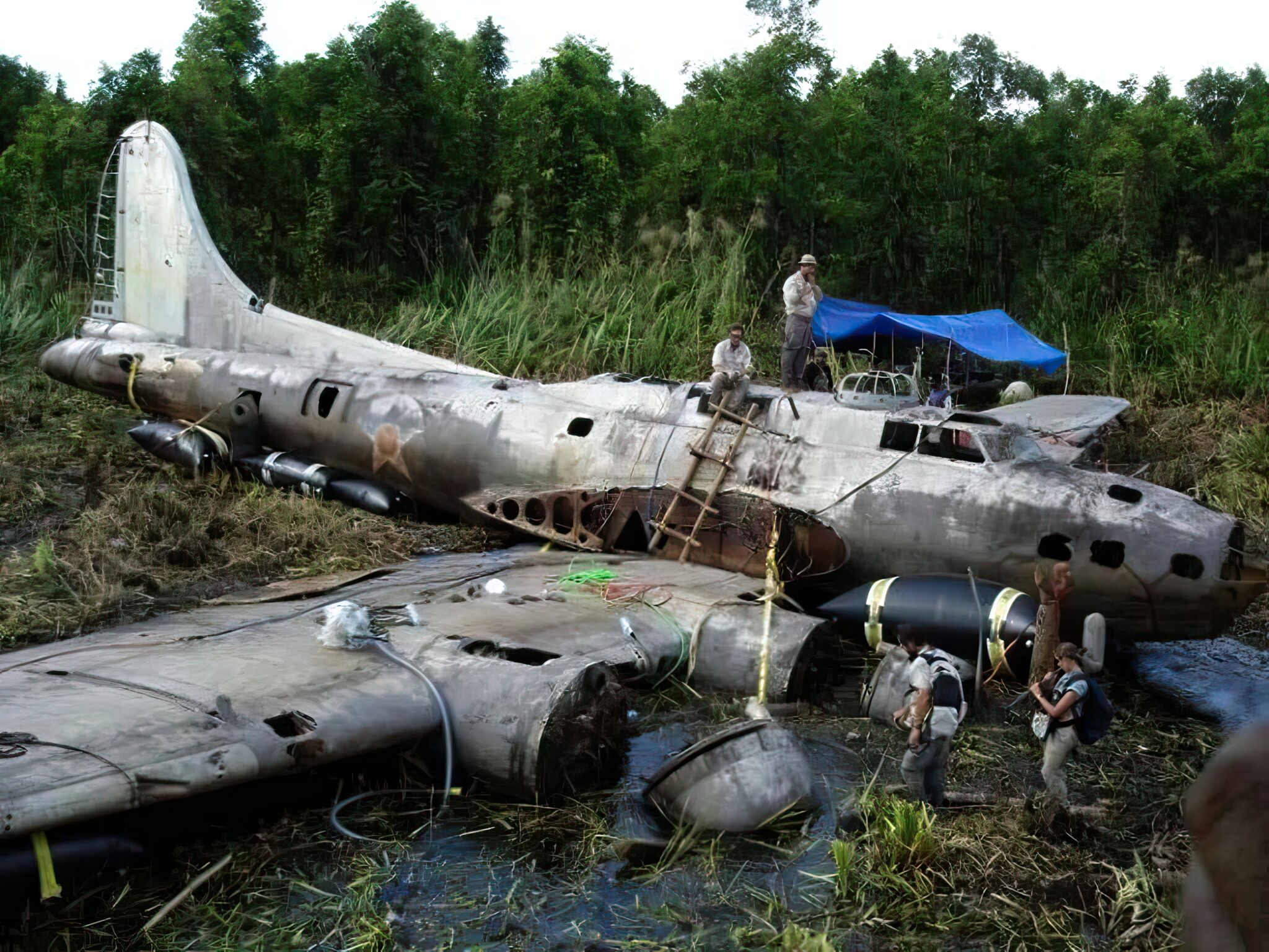 B-17 Swamp Ghost: Resurrecting the Forgotten Echoes of War - Jets ’n’ Props